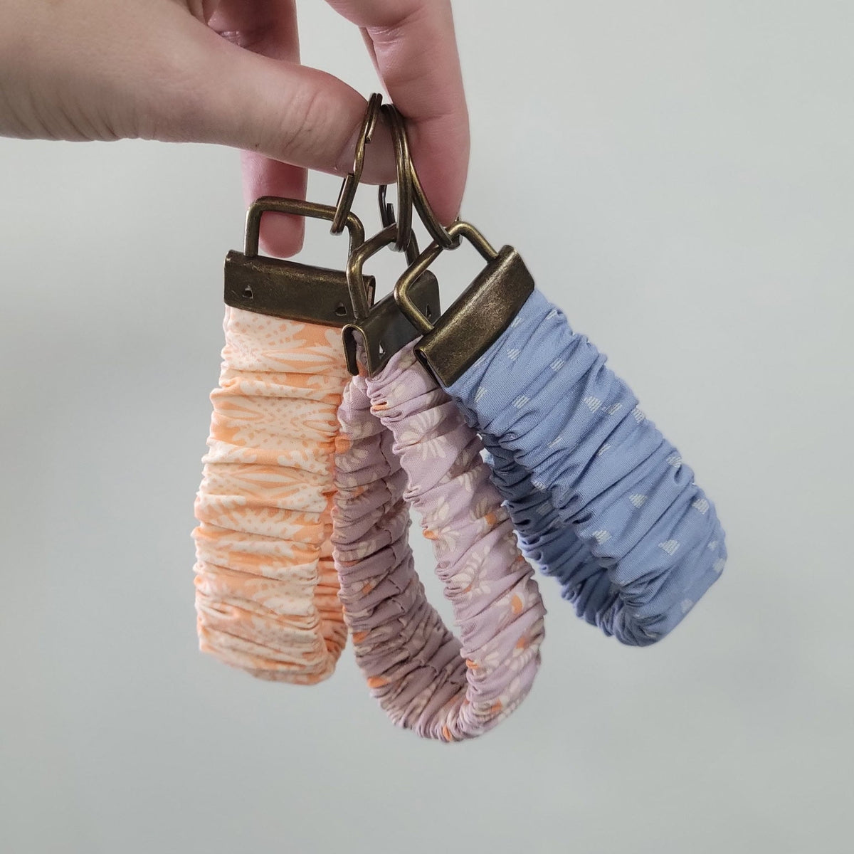 DIY Tutorial in a Snap: Scrunchie Key Fob Edition + Maker Spotlight ...