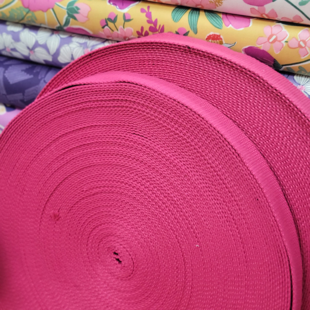 Cotton/Poly Webbing in Dream House 1" & 1.5" – Out of Hand Quilting ...